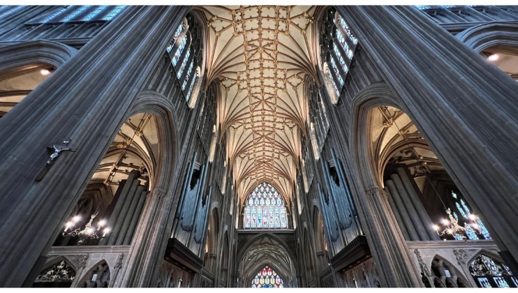 Top 5 Bristol Churches and Cathedral to Explore